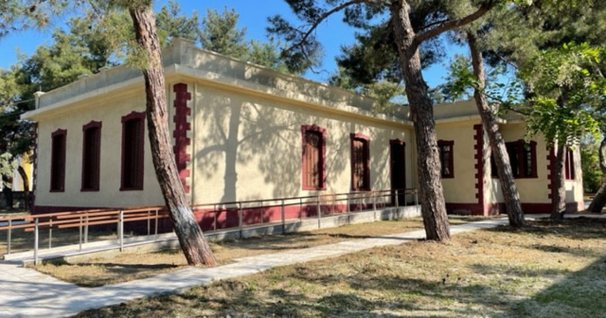 Μουσείο Κωνσταντίνου Ξενάκη, εις τας Σέρρας... κλειστόν άνευ λόγου ...